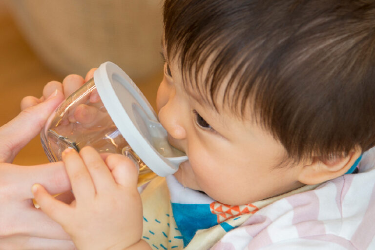 What is the correct hydration for my baby? We will explain the timing ...
